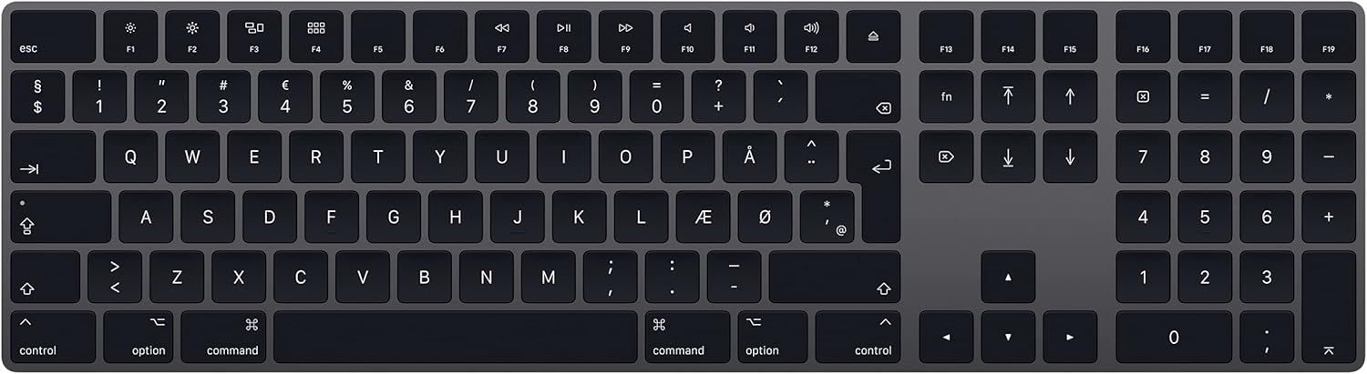 Refurbished Apple Magic Keyboard with Numeric Keypad (Danish) | Reebelo